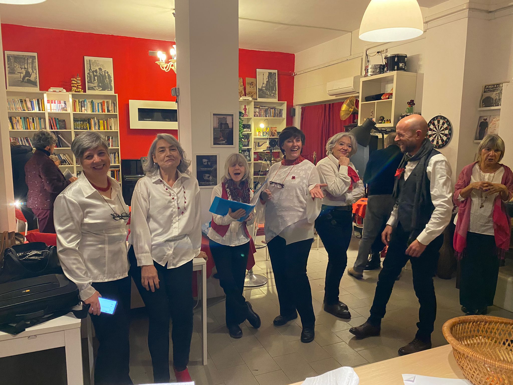 Monterotondo. “Il Vestito strappato” all’Angolo di Amélie con Writer ...